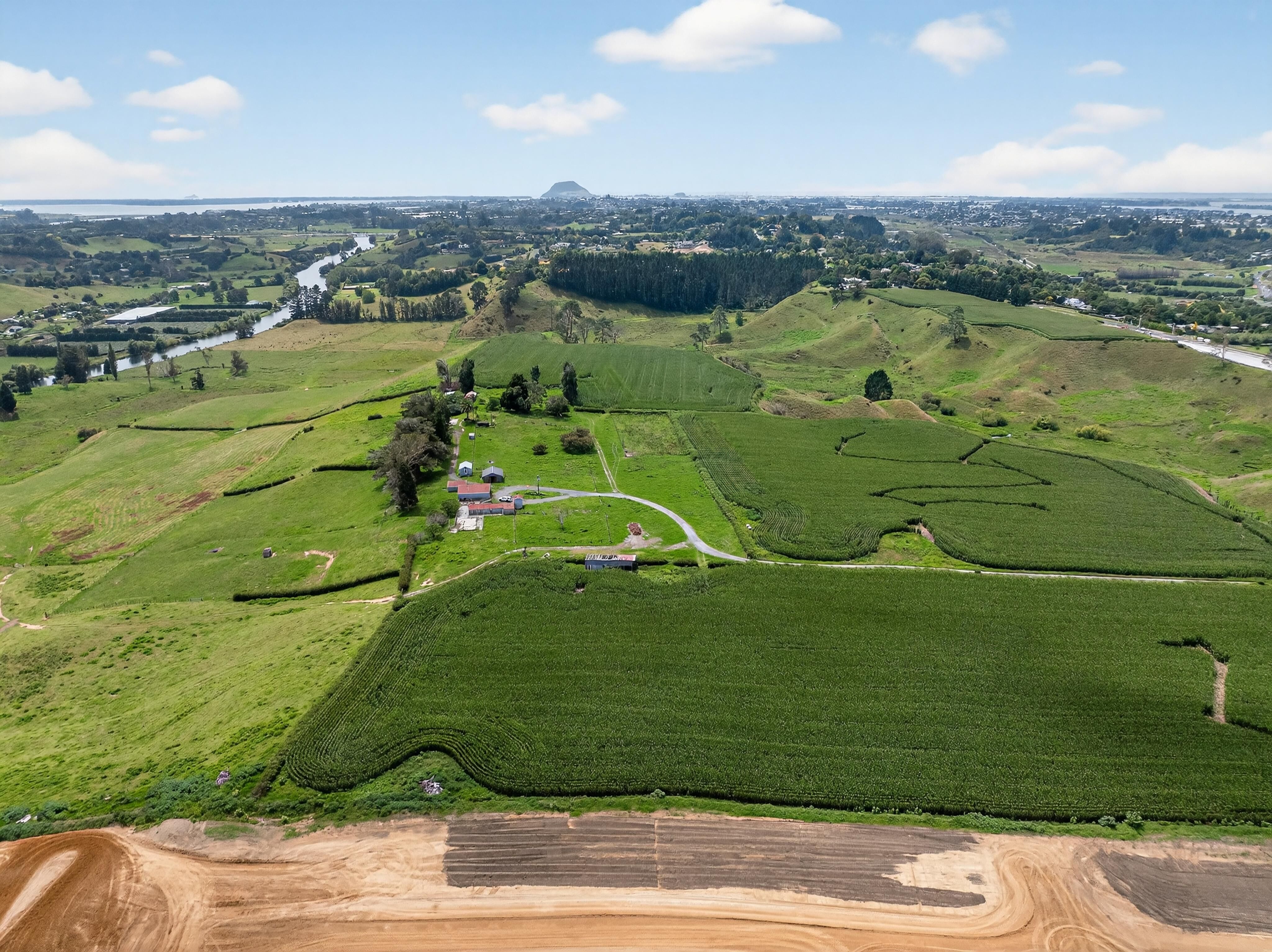 Development-ready Ferncliffe Farm for sale